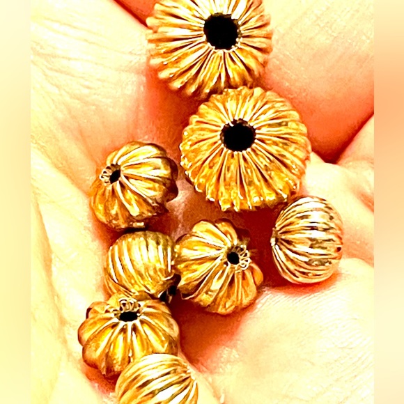 Jewelry | Vintage Gold Tone Fluted Beads | Poshmark